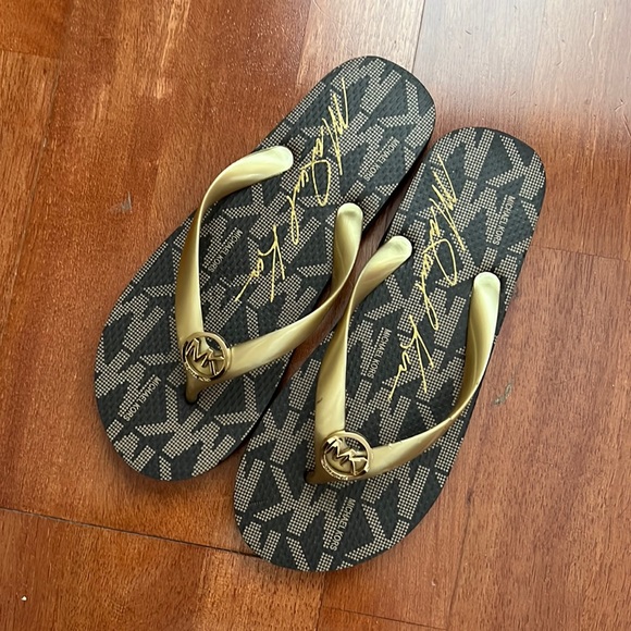 Michael Kors | Shoes | Michael Kors Slippers | Poshmark
